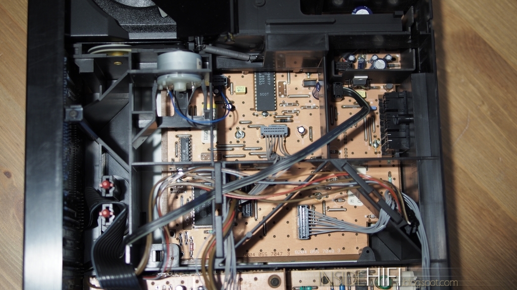 Inside Hi-Fi: Philips CD 840 (CD840/00R)