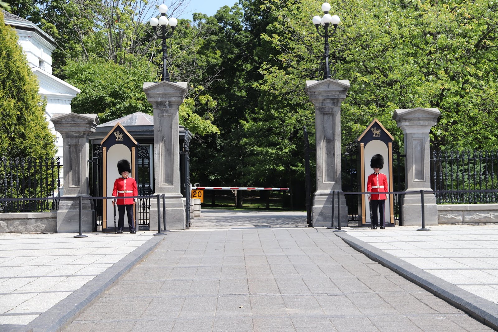 Memorials in Ottawa: Rideau Hall