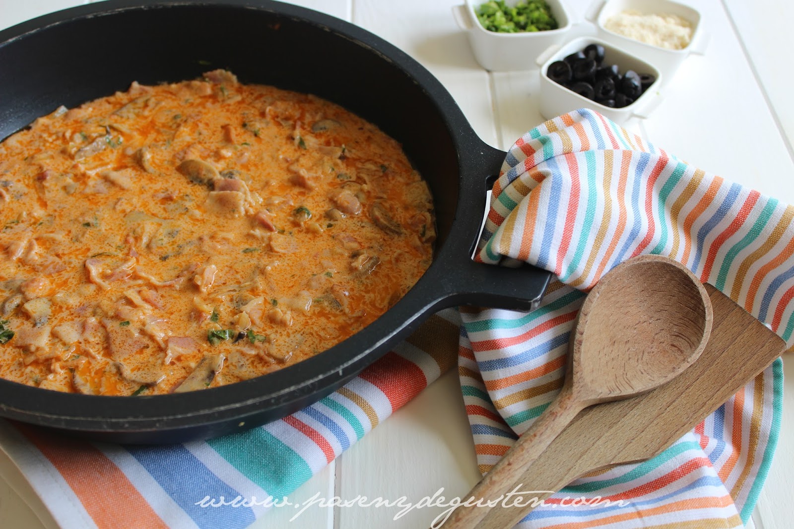PASTA CON SALSA BOSCAIOLA. - PASEN Y DEGUSTEN
