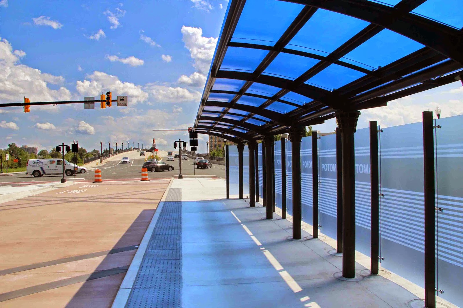 Fullertography: "Metroway"--Bus Rapid Transit--launches in Alexandria ...