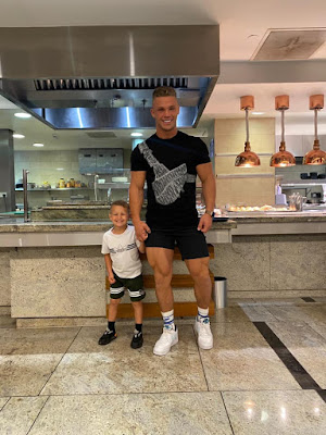 the beauty of male muscle: Josh