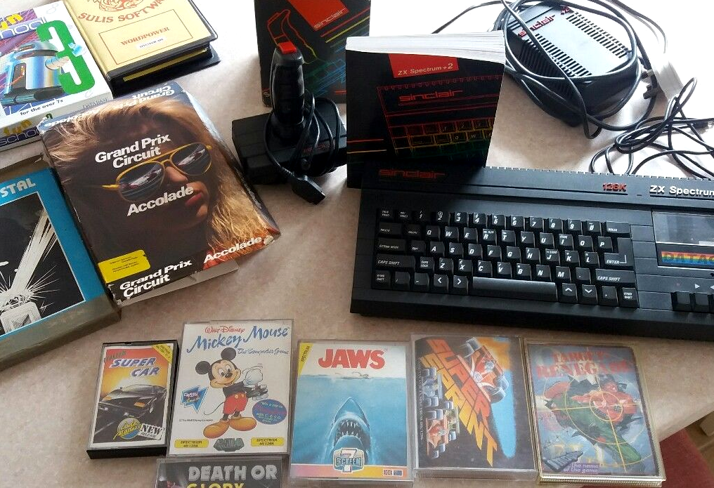 Retro Treasures: Sinclair 128k ZX Spectrum +2 by Amstrad