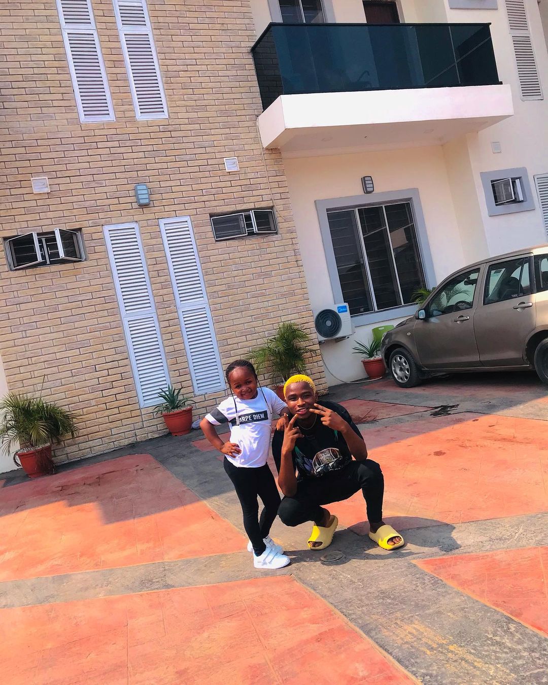 Obio Oluebube Biography, Age, Pictures, Parents, Boyfriend, Net Worth