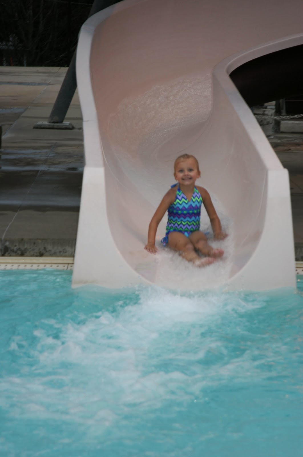 The Snyder Family: Girl Scout Pool Party!