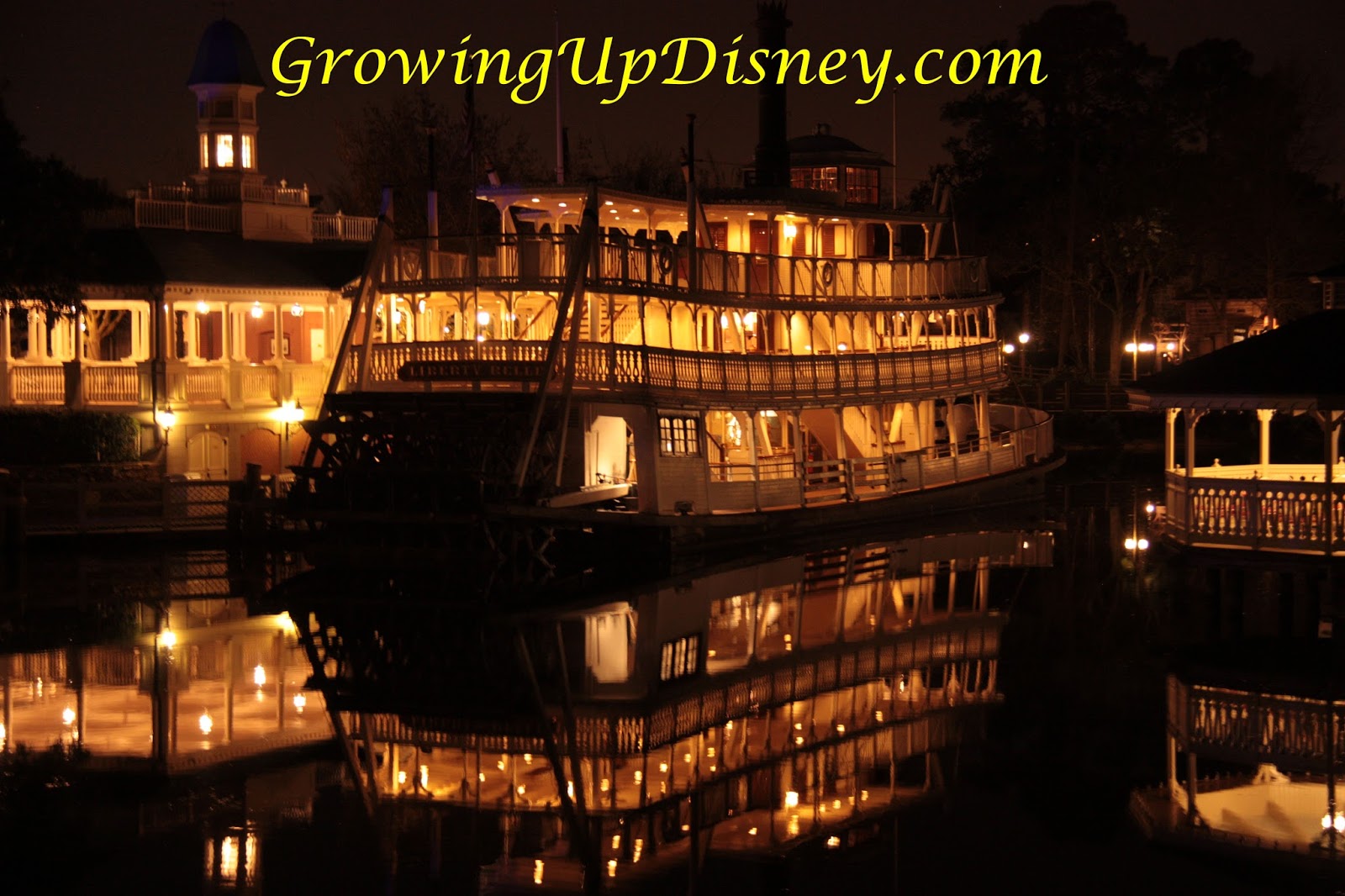 Growing Up Disney: Photo Flashback! Magic Kingdom at Night