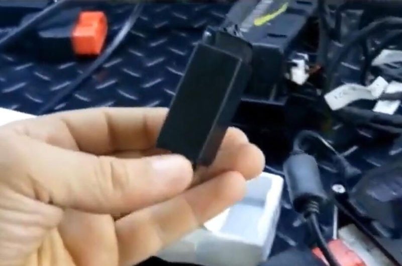 Program Mercedes C300 2006 ESL with VVDI MB and Mini ELV Emulator ...