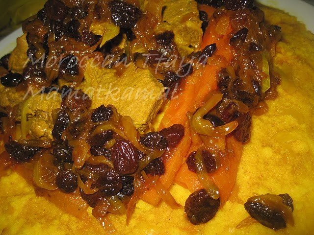 Tfaya Recipe or Caramelized Onions and Raisins / Recette de Tfaya ou ...