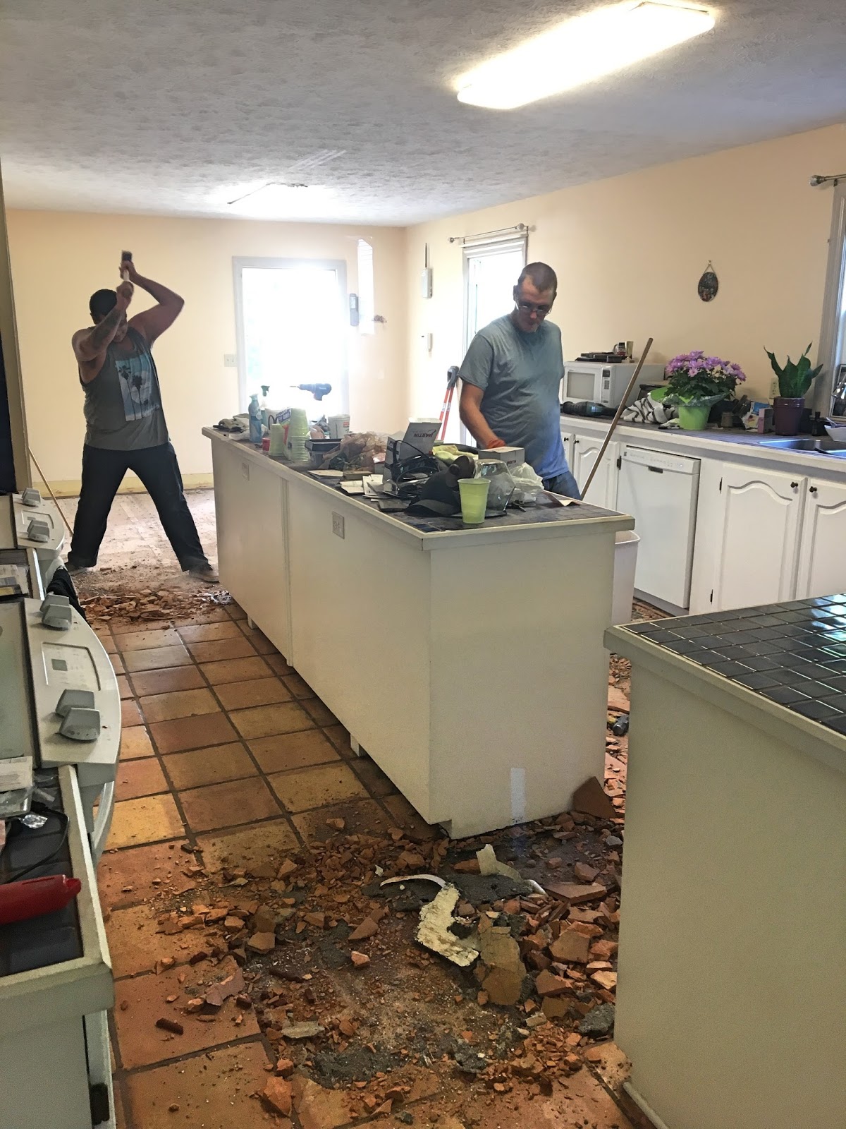 The Half Finished House: 5 Things To Know Before Taking Up Tile