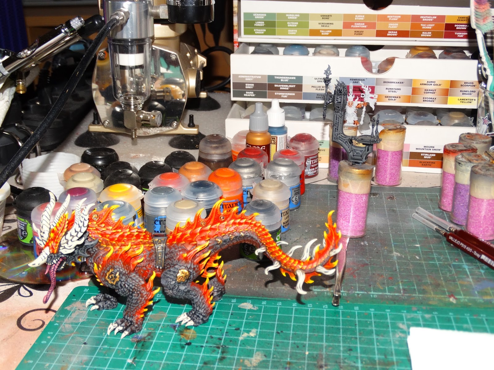 Making miniatures with Mario: Age of Sigmar : Fyreslayers Magmadroth WIP 2