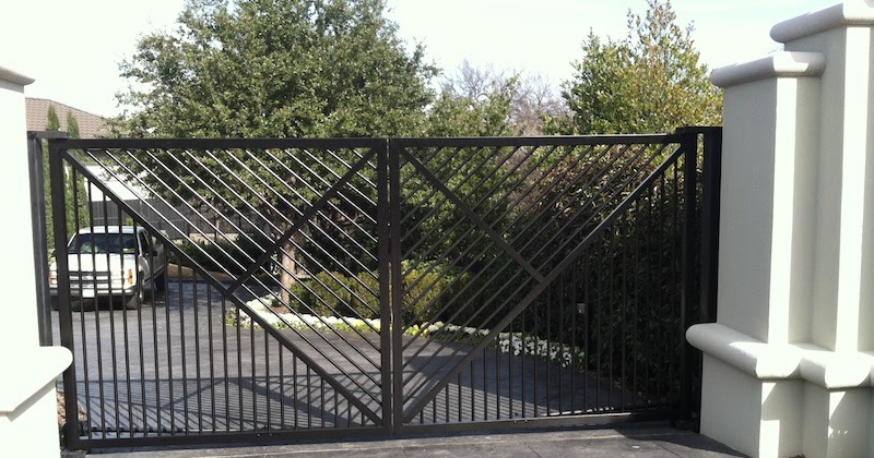 5 Benefits of Having Automatic Gate Opener for Your Driveway - Fiberfence