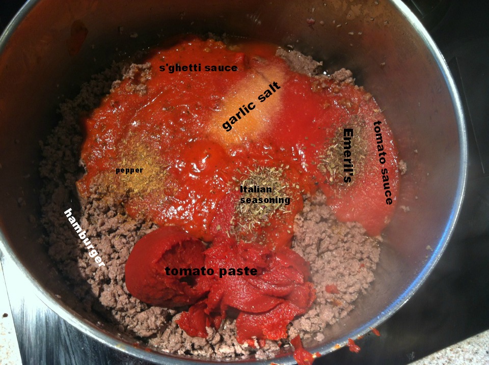 A Dash of Southern: The BEST Spaghetti Sauce + Baked S'ghetti Tutorial