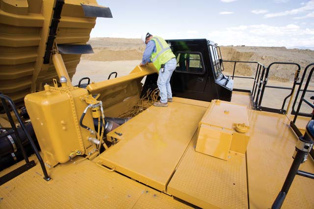 789D MINING TRUCK: MAIN FEATURES