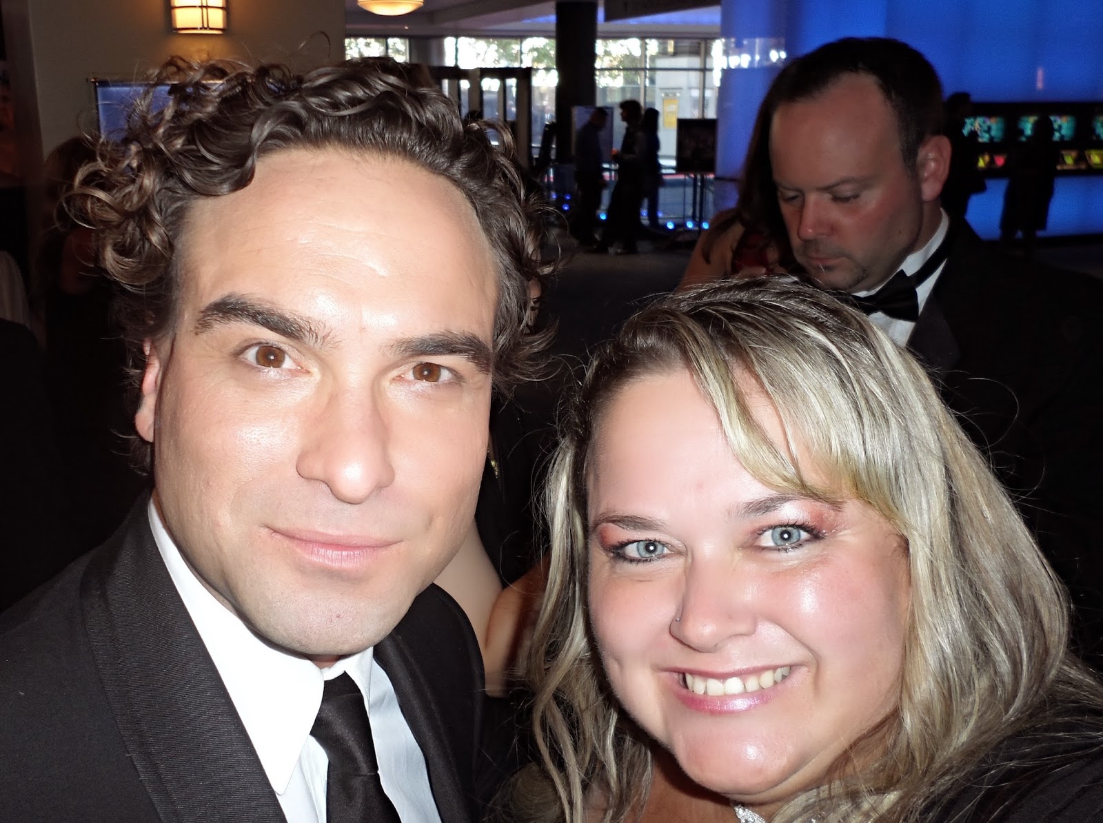 Thinking Pink: Pinky's Fandance - Johnny Galecki