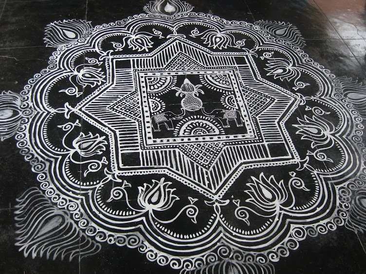 Kamala Malar Kolam: Poorna Kumbham Kolam