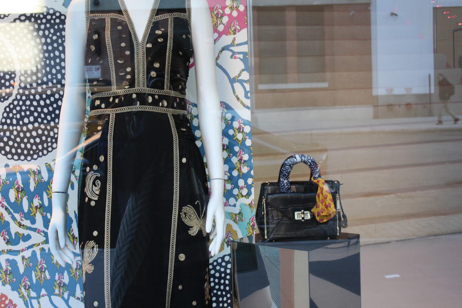 5. Visual Merchandising - Color Story / Creature in Vogue