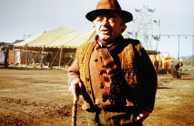 MUSINGS OF A SCI-FI FANATIC: Carnivale S1 Ep1: Milfay