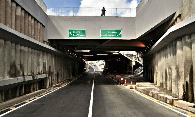 Taís Paranhos: CTTU monta esquema especial de trânsito para obra do ... Taís Paranhos: CTTU monta esquema especial de trânsito para obra do ...