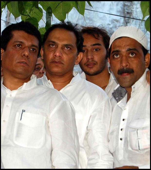 Hyderabad Blues: [HM:246257] Mohammed Azharuddin Son's Janaza Pictures.