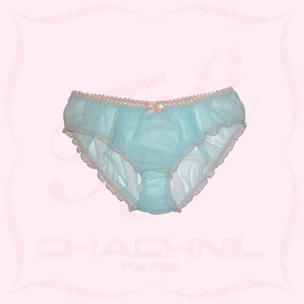 VITAMIN D: Monday wear / Fifi Chachnil