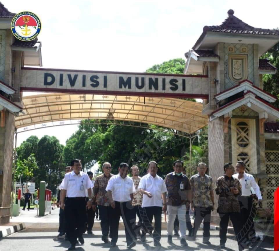 Wamenhan Dan Sekjen Kemhan Kunjungi Devisi Munisi PT. Pindad