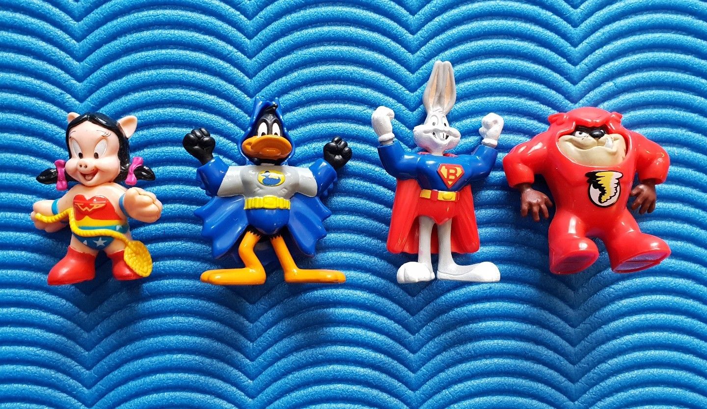 McDonald's Looney Tunes Happy Meal: Daffy Duck as Bat-Duck | The Batman ...