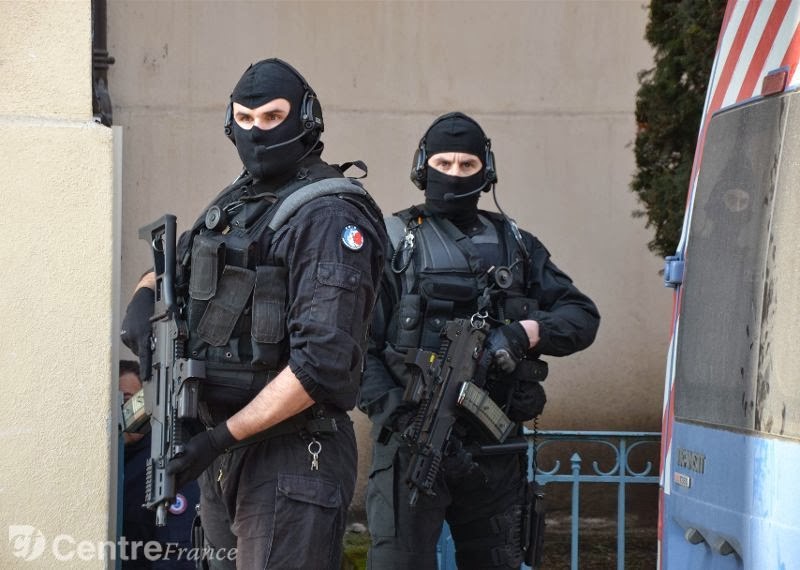 "Qui a le savoir, a le pouvoir": Les ERIS (Equipe Régionale d ...