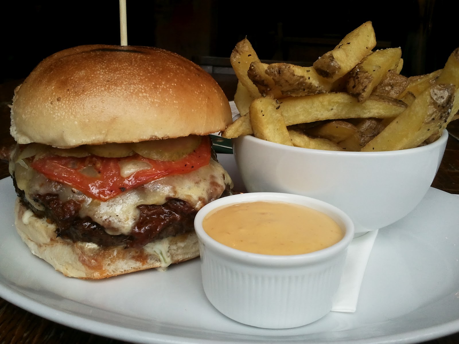 Burger Me! A London Burger Blog: Sloppy Joe Burger at the Wenlock and Essex