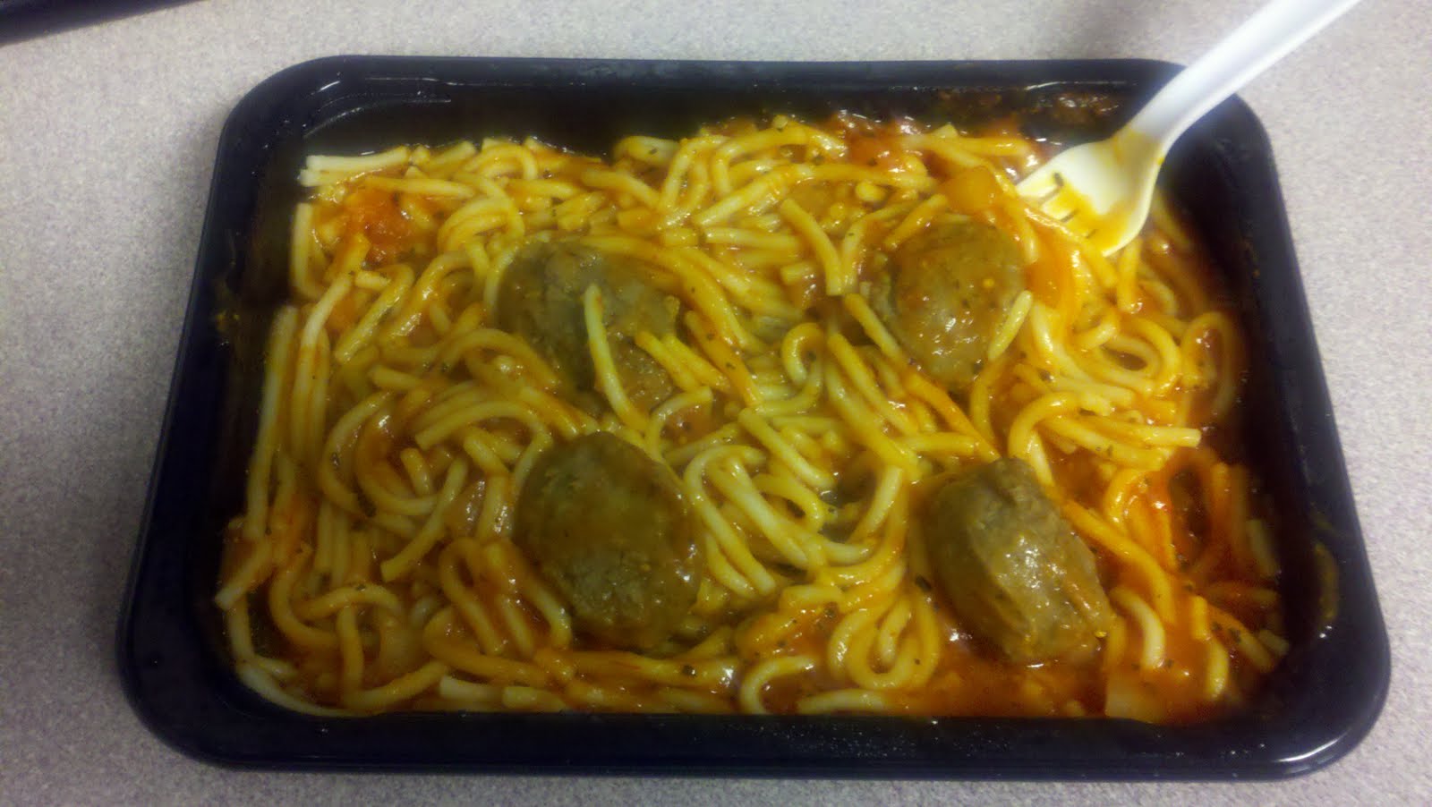 Random Dude Eats Random Food: Grocery Review: Banquet Spaghetti and ...