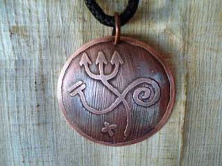 FERRAMENTAS DE ORIXÁS: Maria Mulambo - Pomba Gira - Ponto Riscado Maria ...