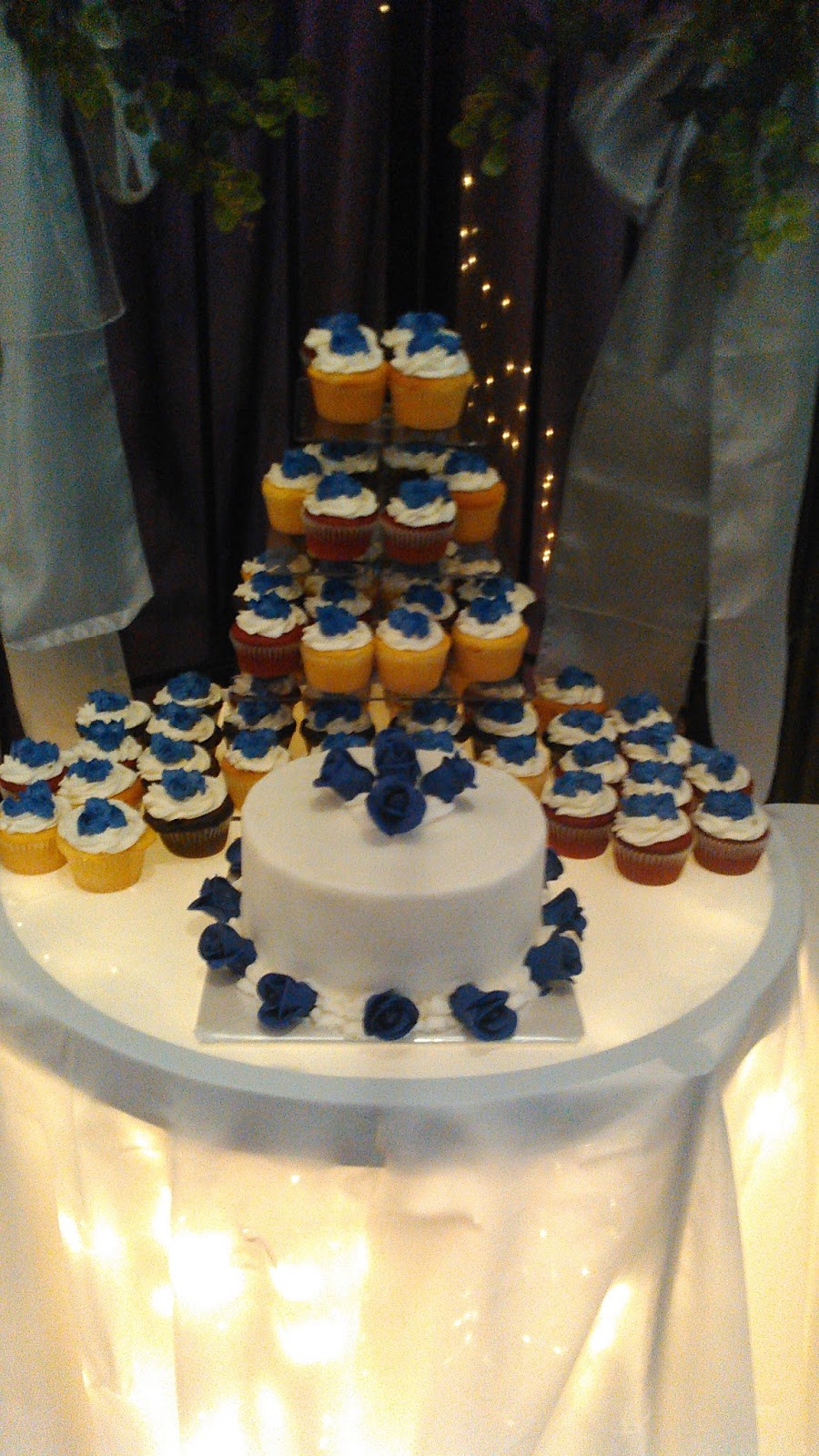 Fuzzy Cakes: Wedding cakes