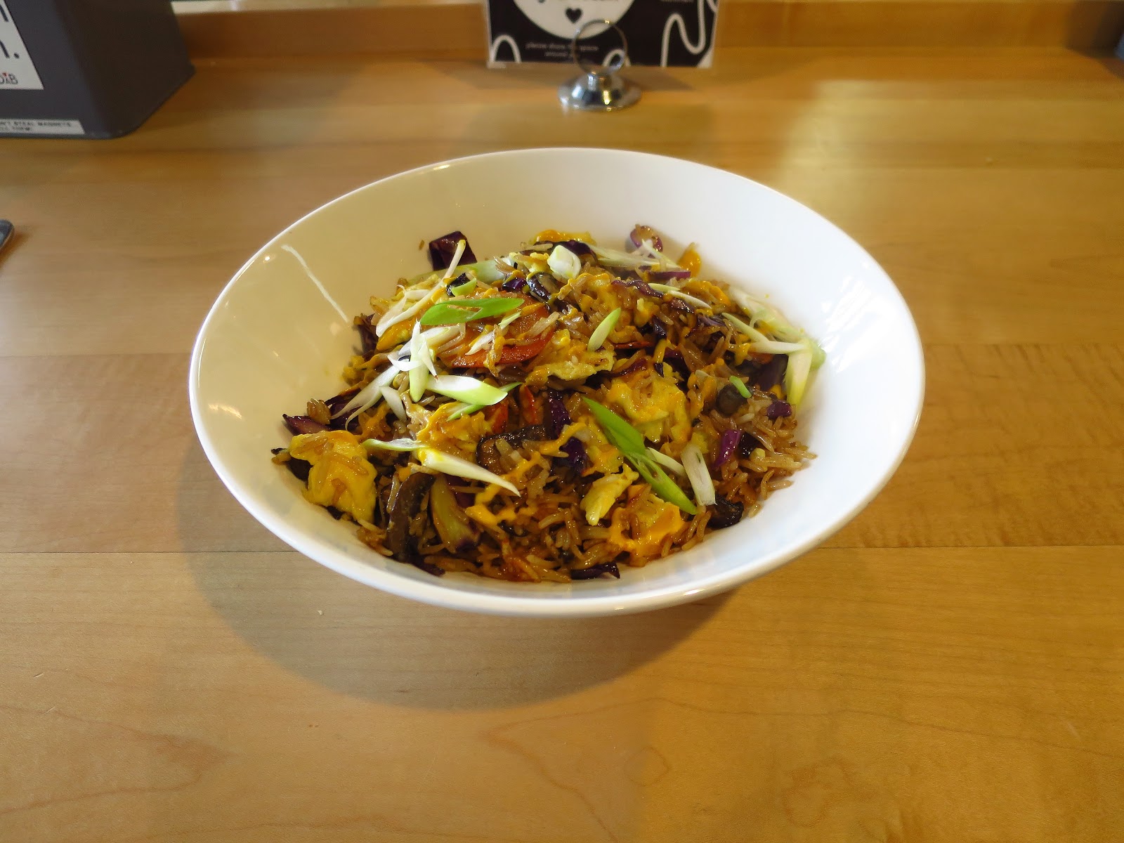 Smokin' Chokin' and Chowing with the King: Smack Dab