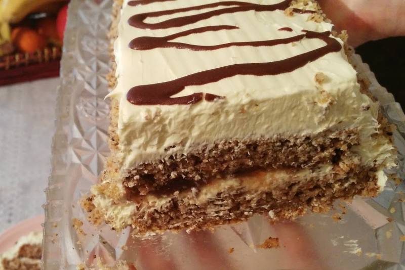 POSNA TORTA: Jednostavna i uksuna, bez jaja, mlijeka i masnoća!