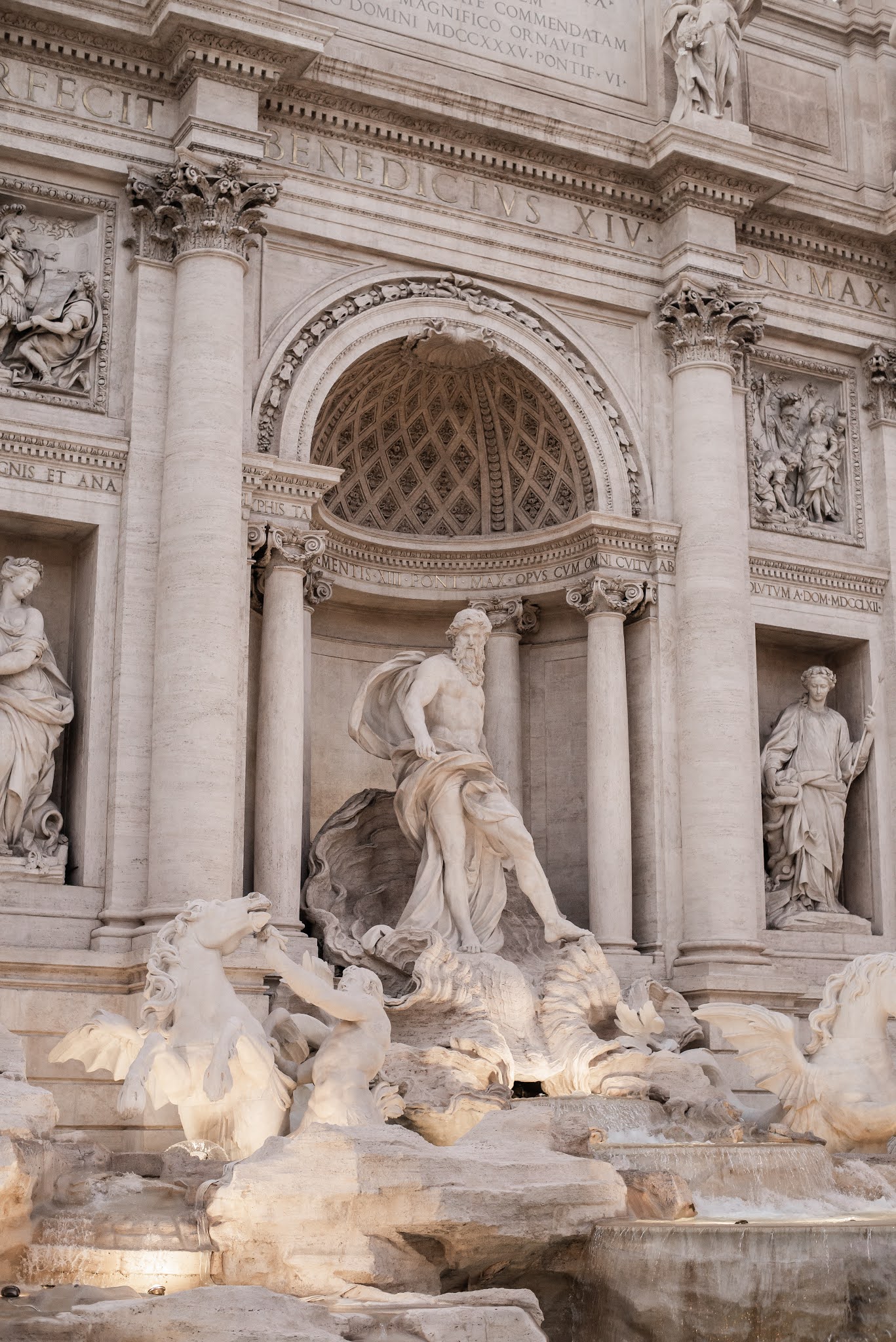 Trevi Fountain - The most beautiful fountain in Rome | Historicalspot ...