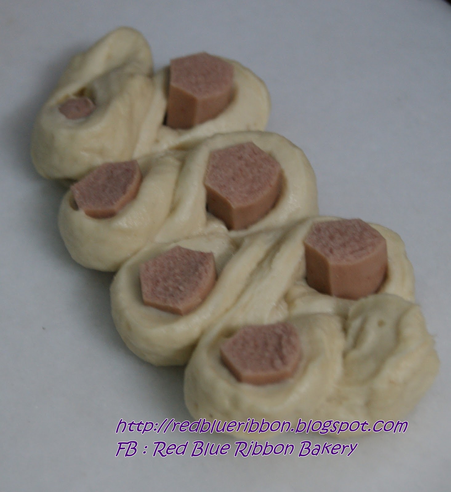 Red Blue Ribbon - Those were the days: Buat roti sendiri :: Make your ...