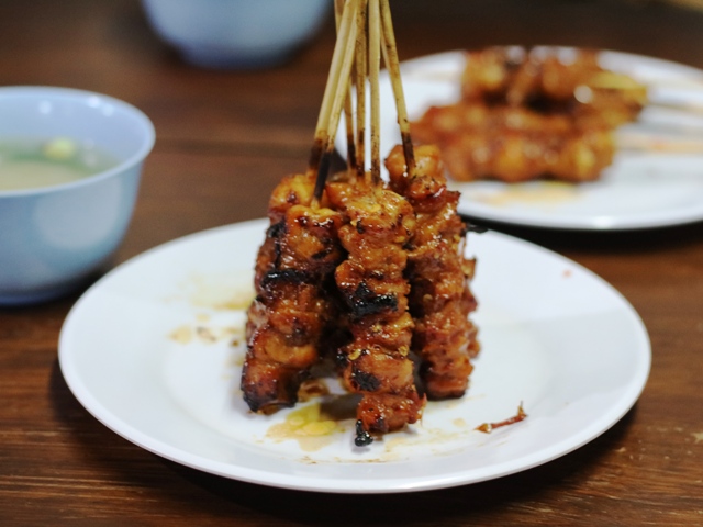 Sate Kanak, Varian Baru Sate Merah di Sate Ratu Jogja - RANSEL MUNGIL