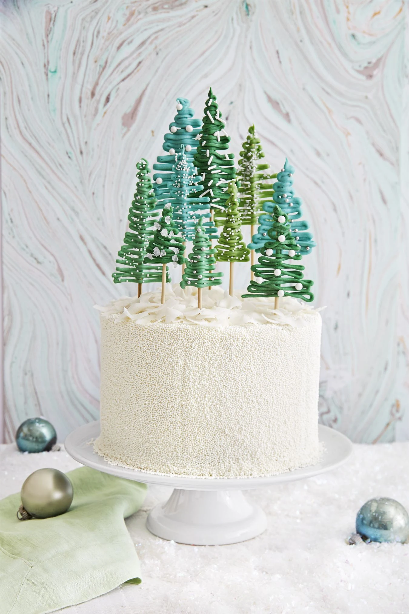 20 Easy Christmas cake designs | Melody Jacob