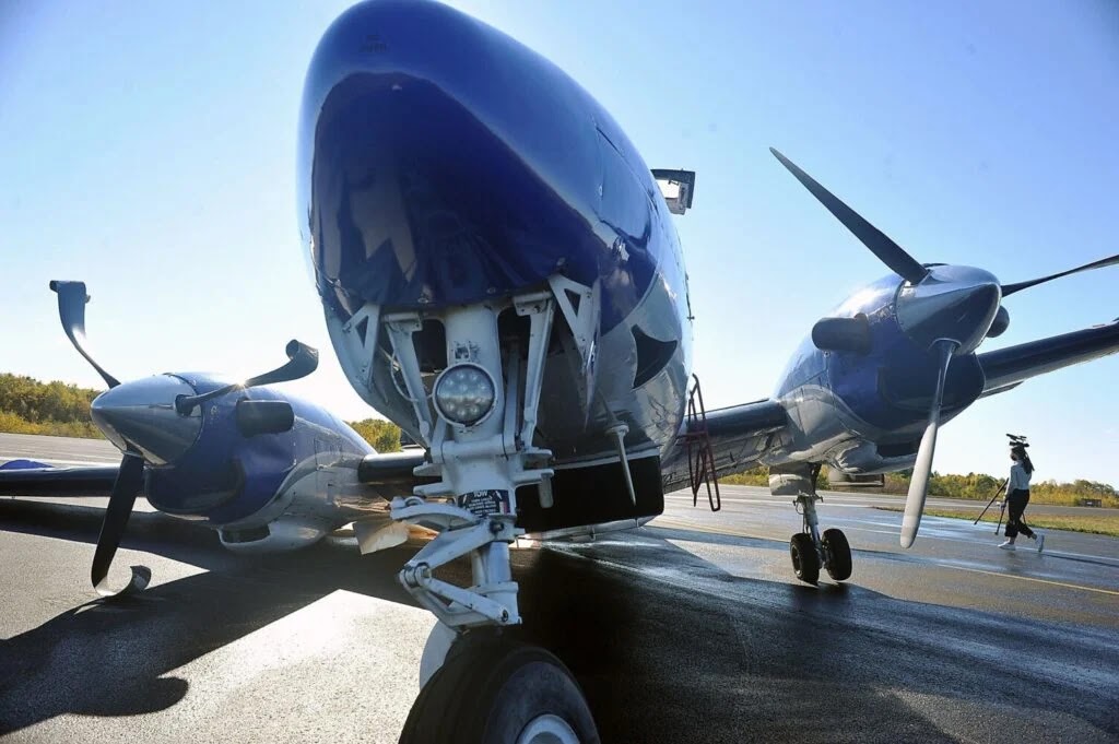 Kathryn's Report: Beechcraft 99A (F) Airliner Freighter, N499CZ ...