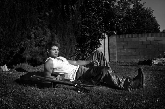 Two Fantasy Floozies: Cover Model Interview: Kaden James