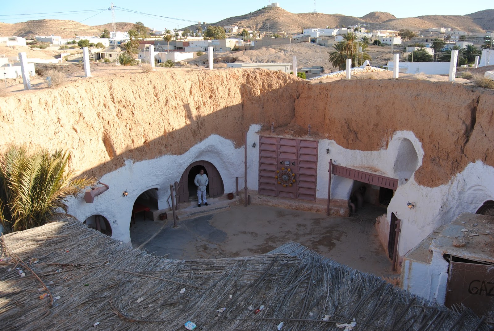 Orbis Catholicus Secundus: Home of Luke Skywalker: The Lars Homestead