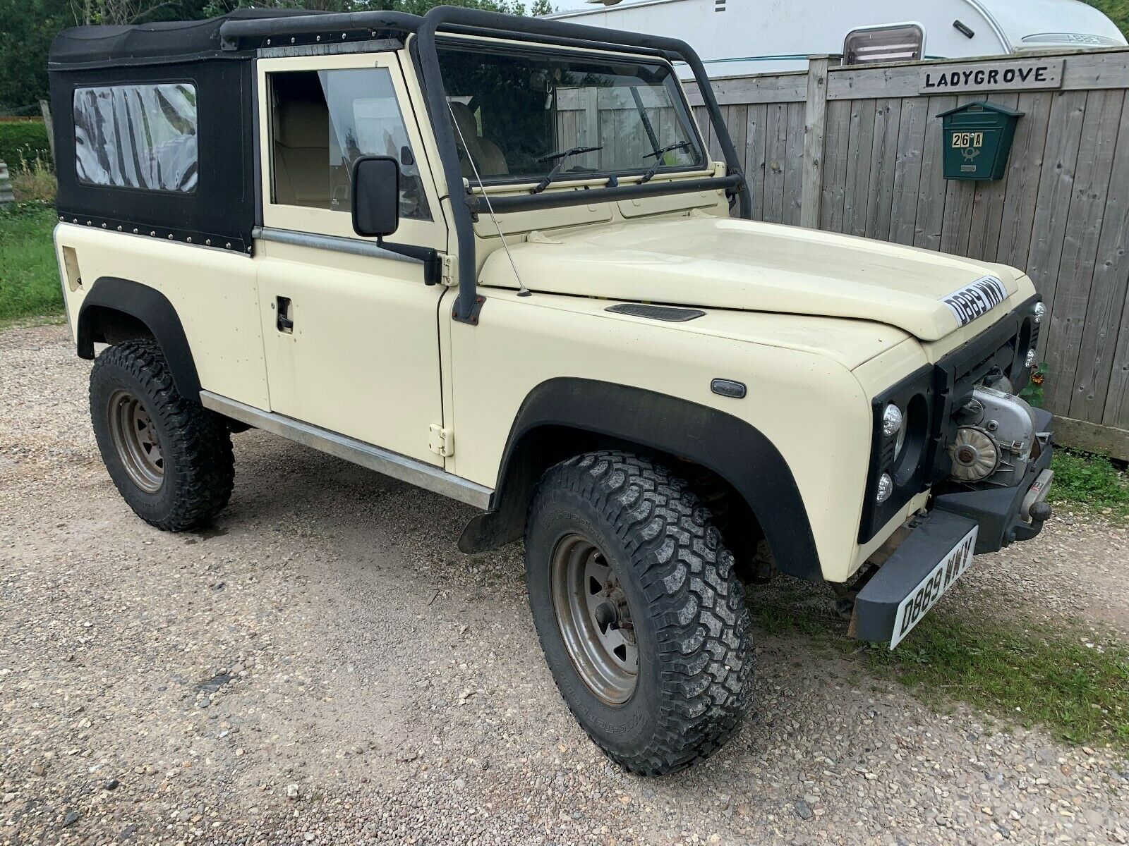 Landrover Defender: Land Rover Defender 100" Softtop, Galvanised Chassis