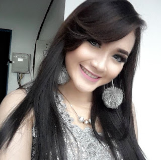 Info Biodata Arlida Putri - Penyanyi Dangdut Sidoarjo | Informasi Biodata Populer