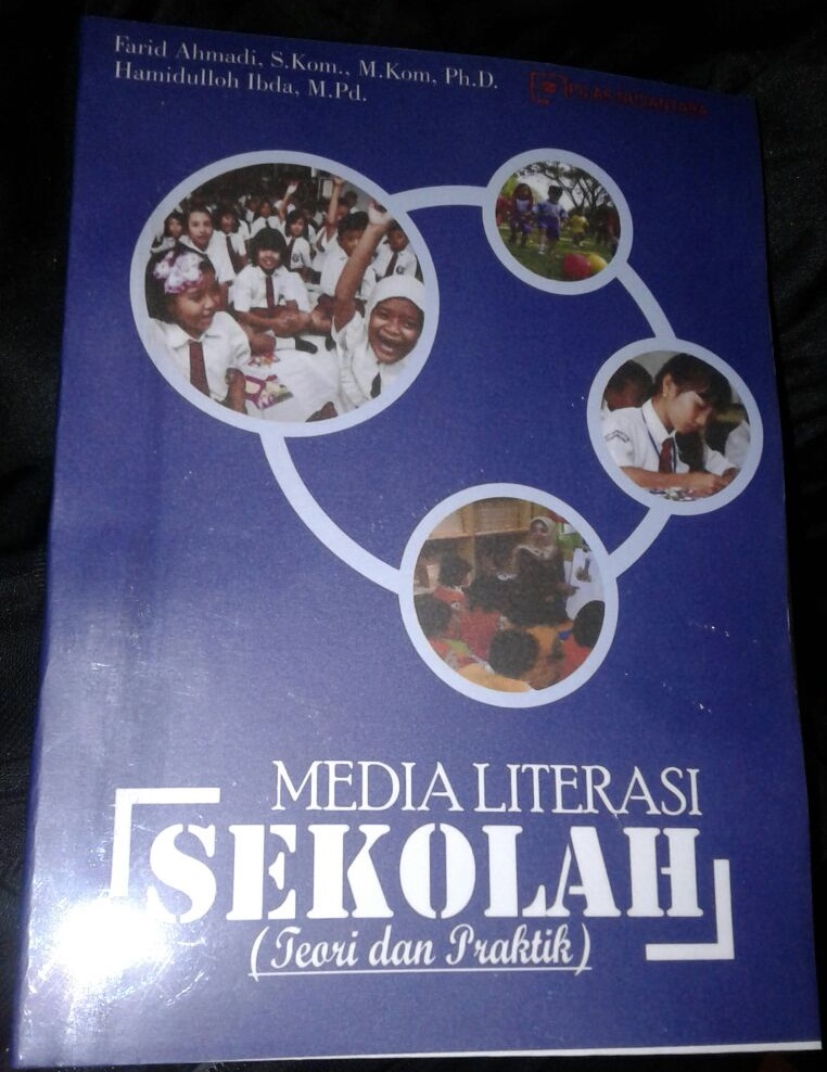 BUKU BEST SELLER: Jual Buku Media Literasi Sekolah (Teori dan Praktik)