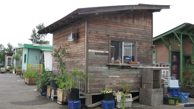 enhabiten: dignity village