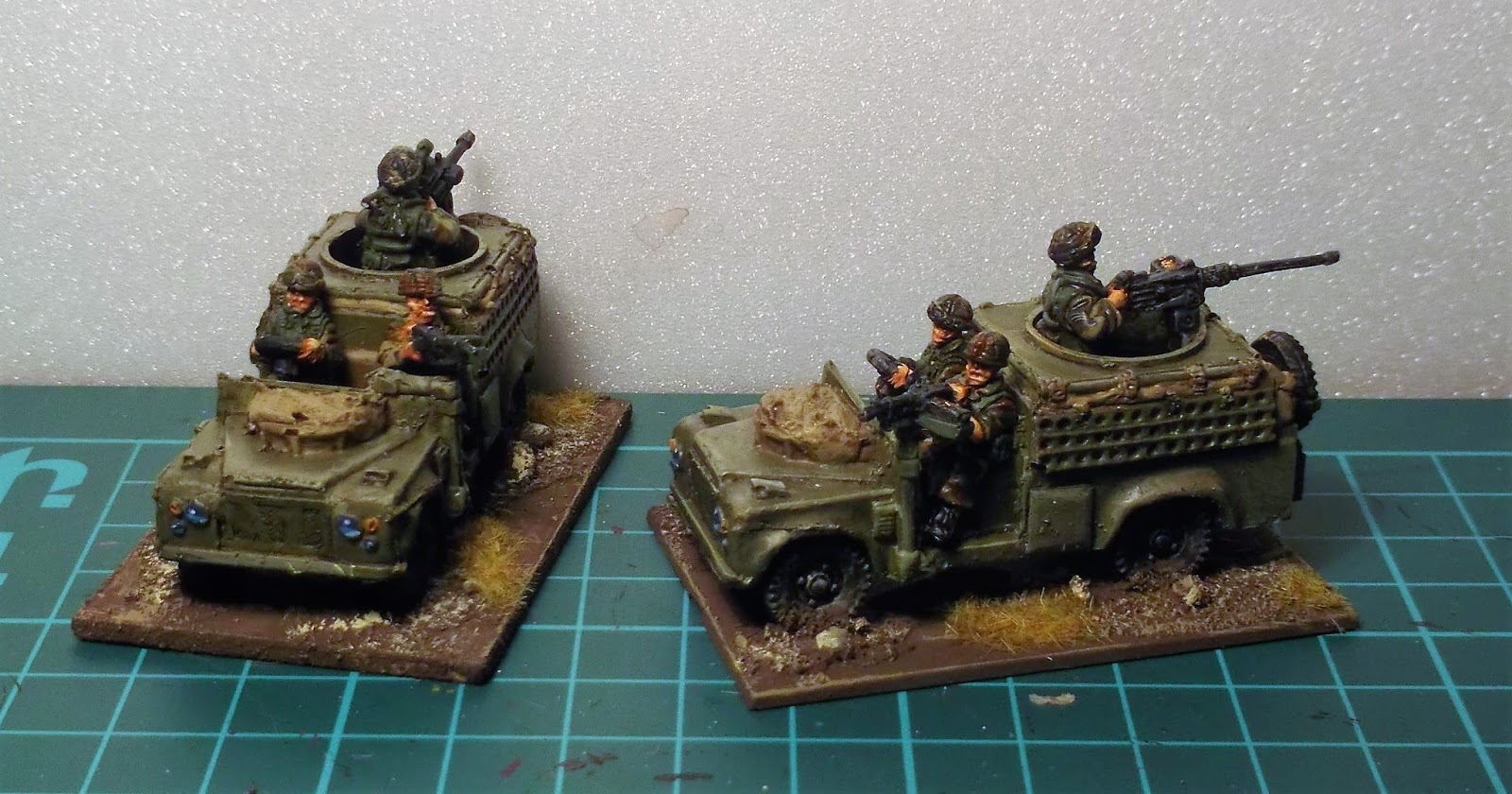 Solo Wargaming in the UK: Grubby tanks FV432 and WMIK (WIP).