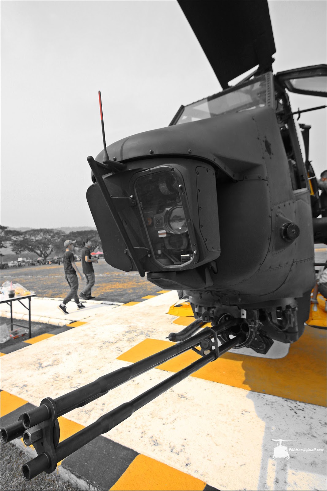 THAIDEFENSE-NEWS: ประมวลภาพ AH-1F Cobra และ AS550 C3 Fennec