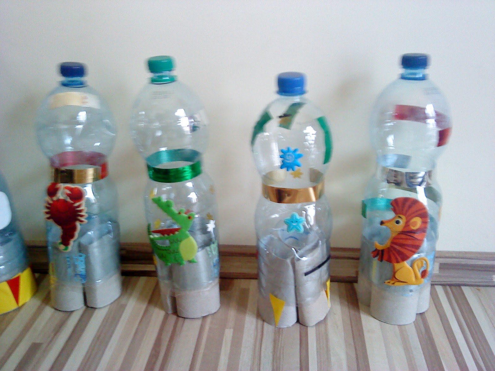 ღ Edyt kreativ szigete ღ: Pet palack űrhajók