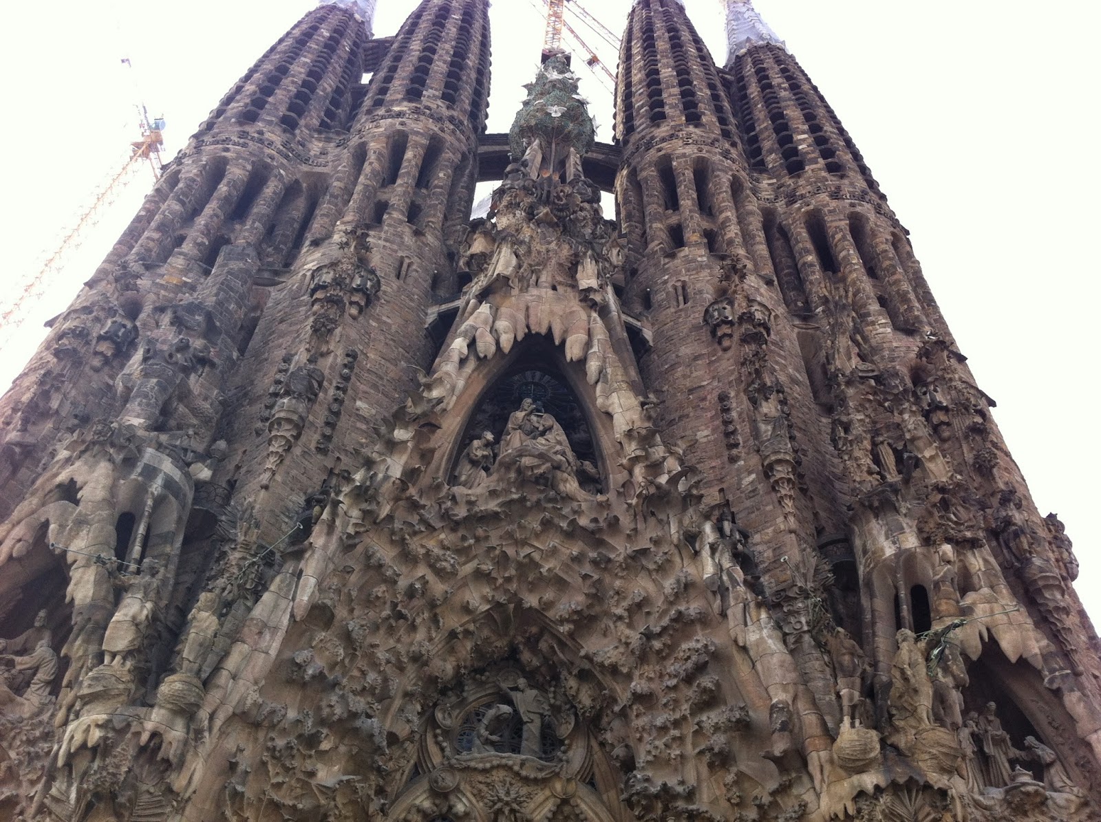 DIDÀCTICA DEL PATRIMONI CULTURAL: GAUDÍ, ¿UN SANTURRÓN EXCÉNTRICO? EL ...