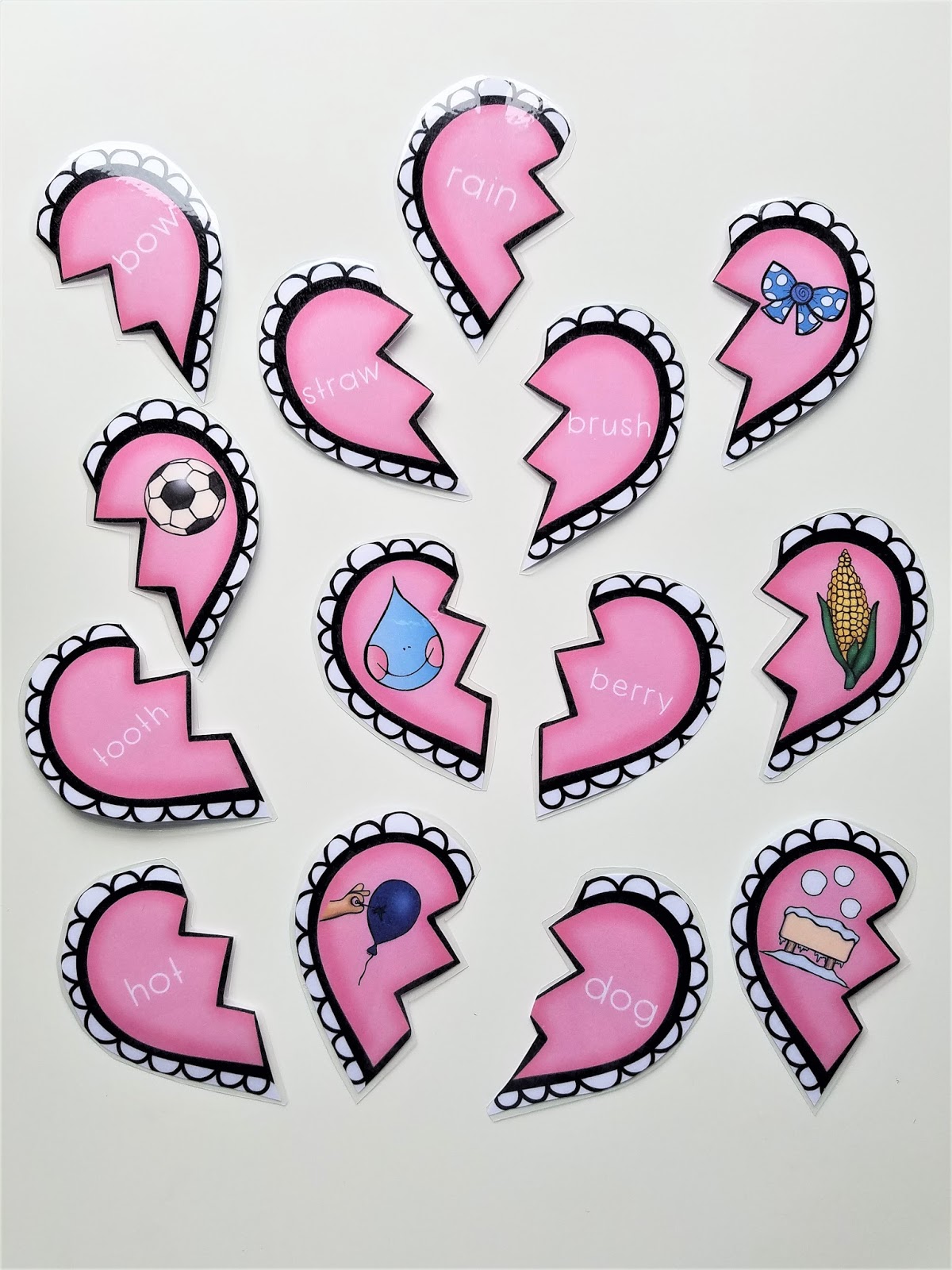 Happy Little Learners: Valentine's Day Literacy and Math Activity Pack