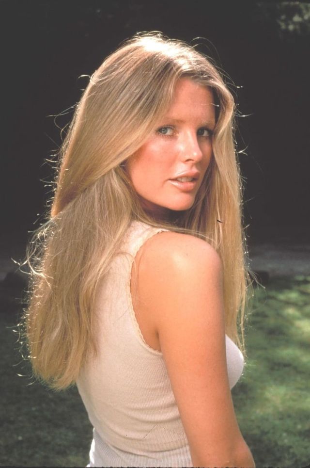40 Fabulous Photos of Kim Basinger in the 1970s ~ Vintage Everyday