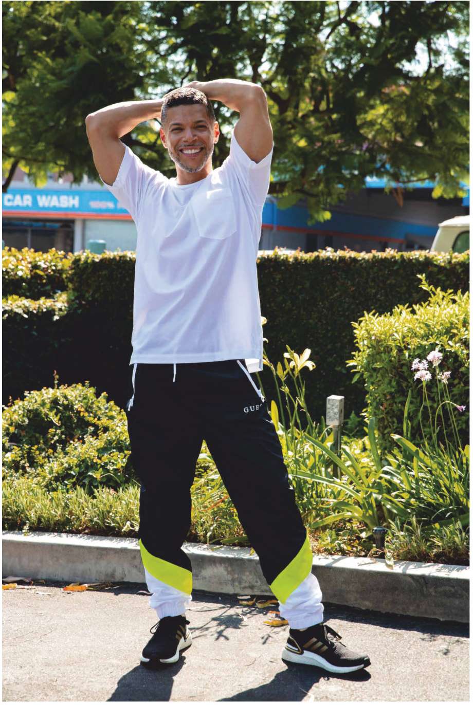 Wilson Cruz para DA MAN Magazine en fotos de Ian Phillips